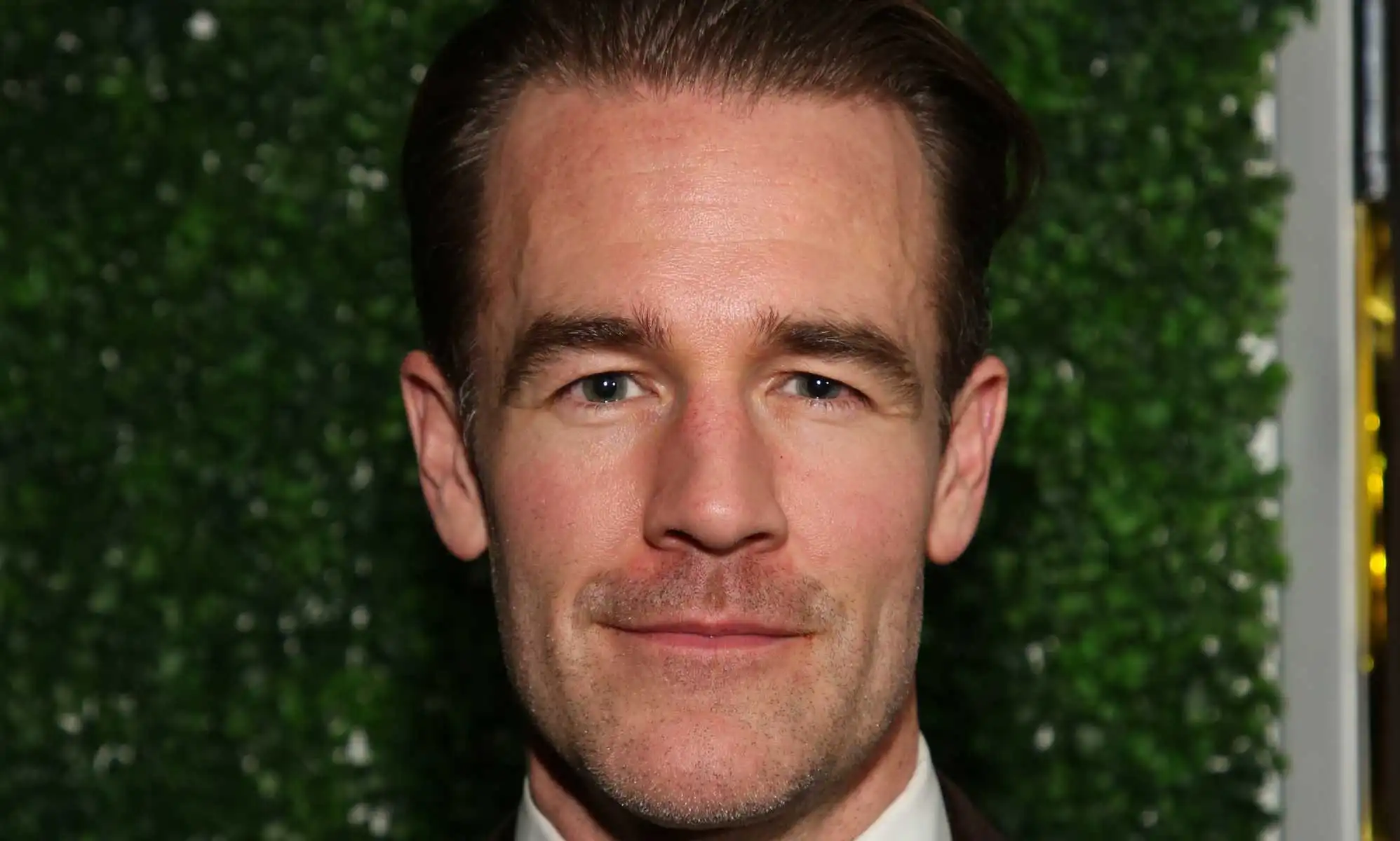 El actor de Dawson's Creek, James Van Der Beek, un firme aliado LGBTQ+, revela su diagnóstico de ...
